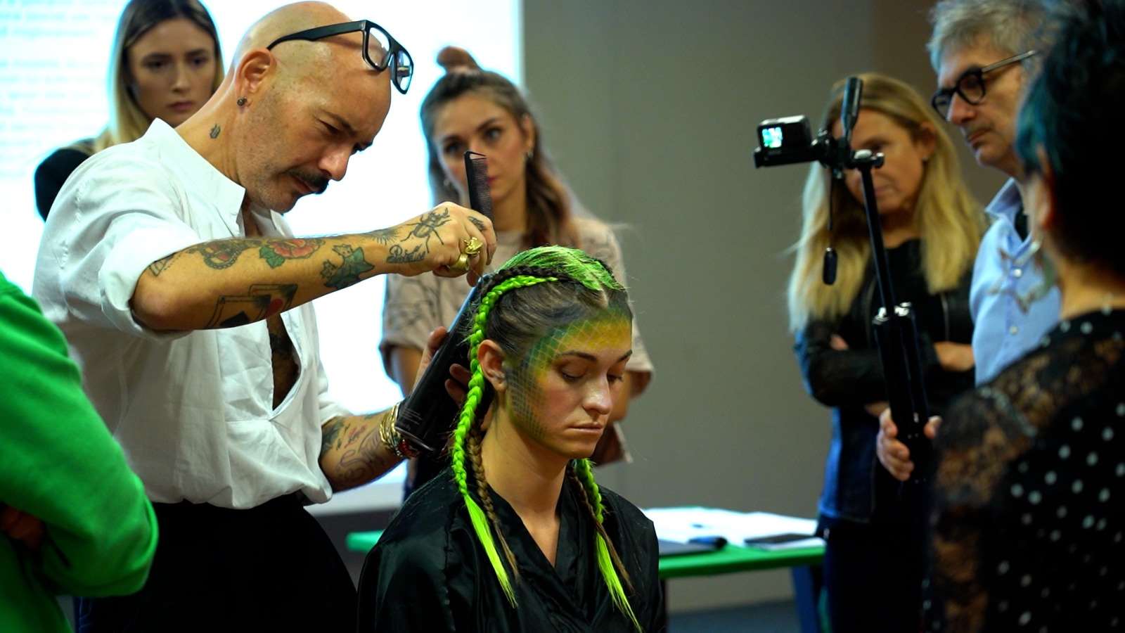 A scuola di bellezza e comunicazione con Vicky Panico: il... - Avi News